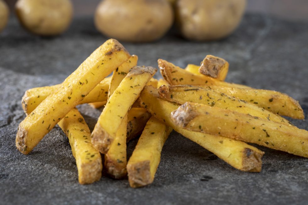 Skin-on Farmhouse Fries - DKB Foodsolutions